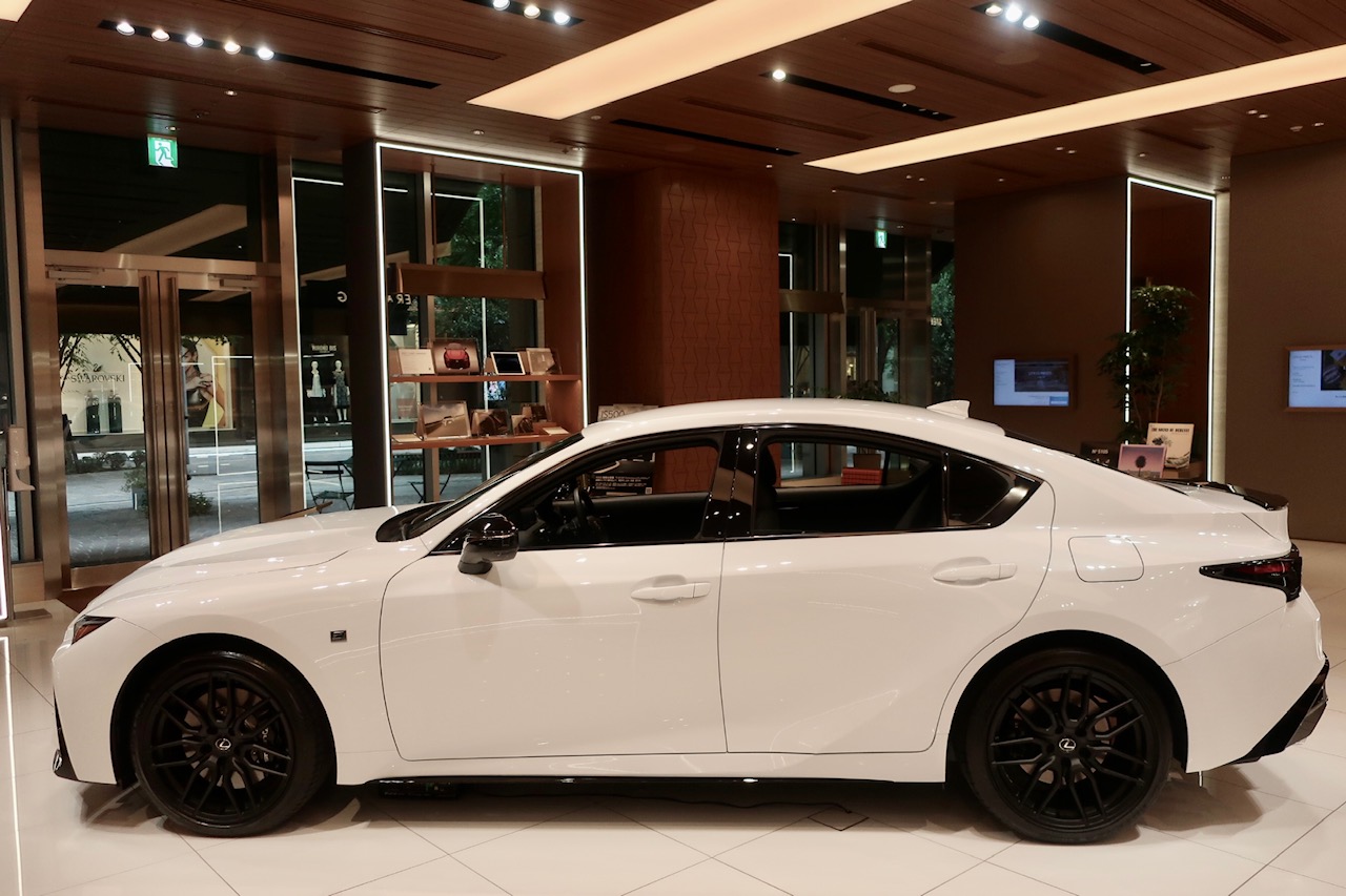レクサスIS500 ”F SPORT Performance First Edition” は買いか？ | レクサスでドライブ日記